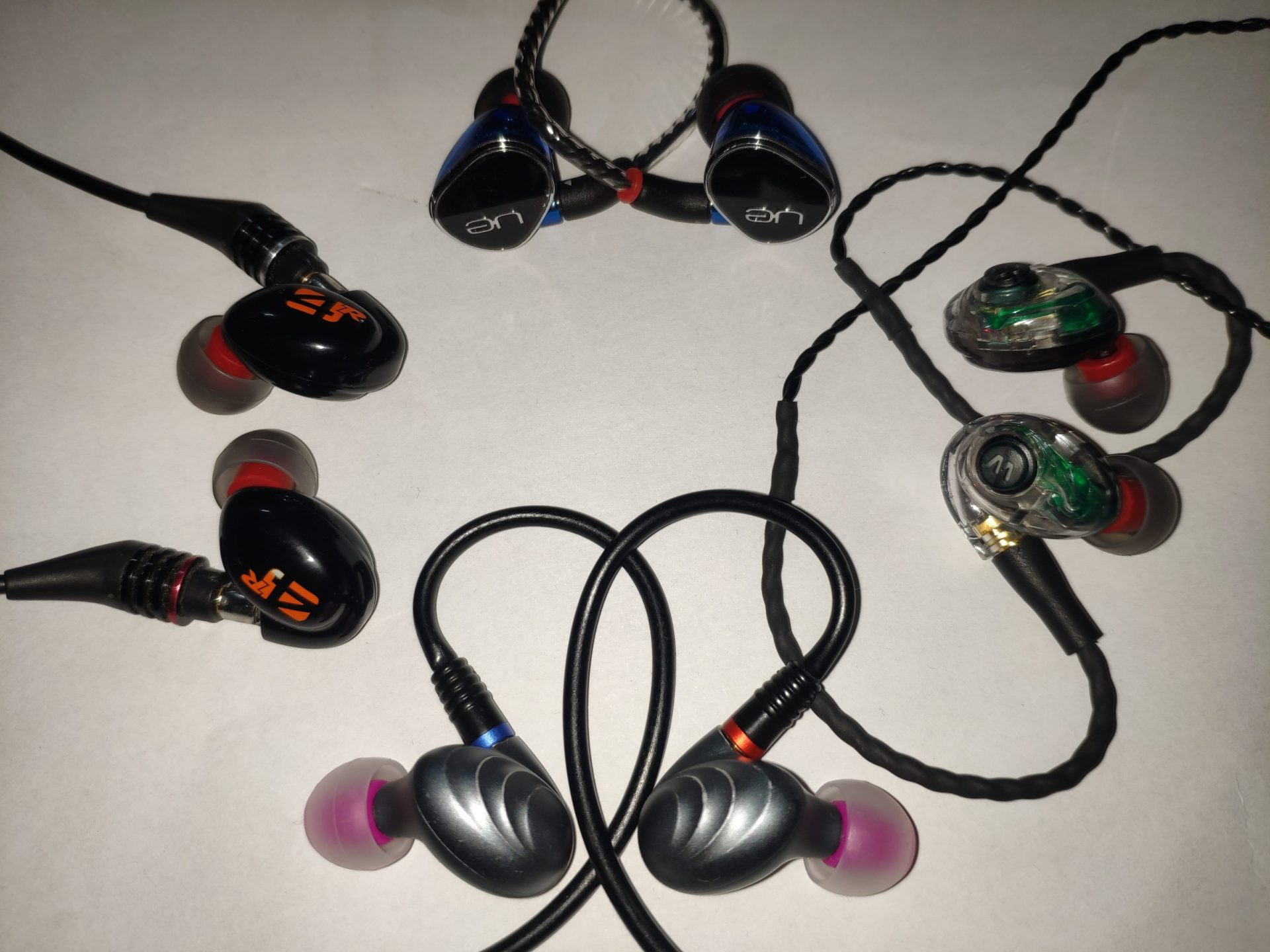 HIFI日记：westone W4r/AM30pro/飞傲F9pro/罗技UE299s对比测评 – 梦雨玲音